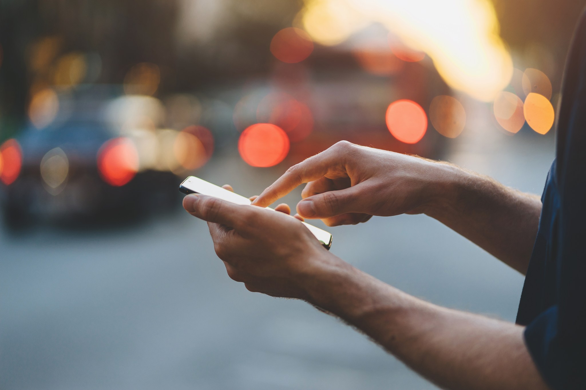 Facebook and Instagram to Offer Subscription for No Ads in the UK