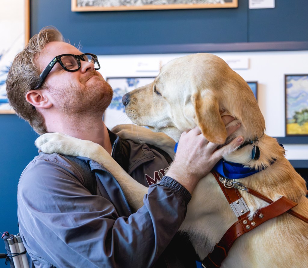 How AI Glasses Are Empowering People With Disabilities